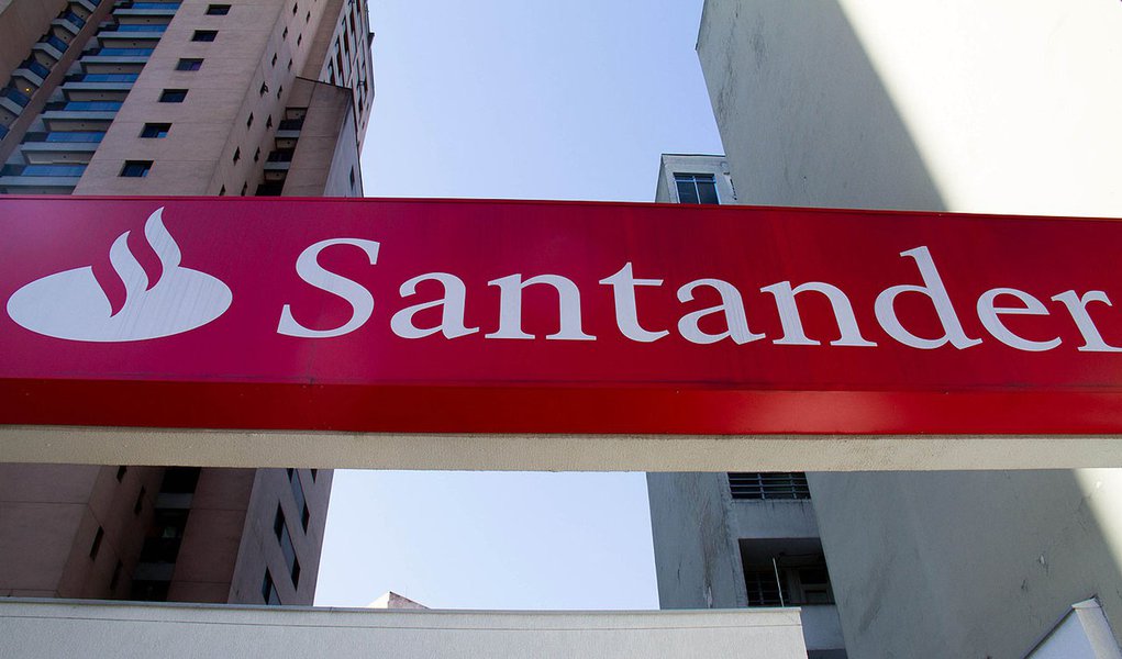 Lucro global do Santander cresce 14% e alta no Brasil chega a 50% ...