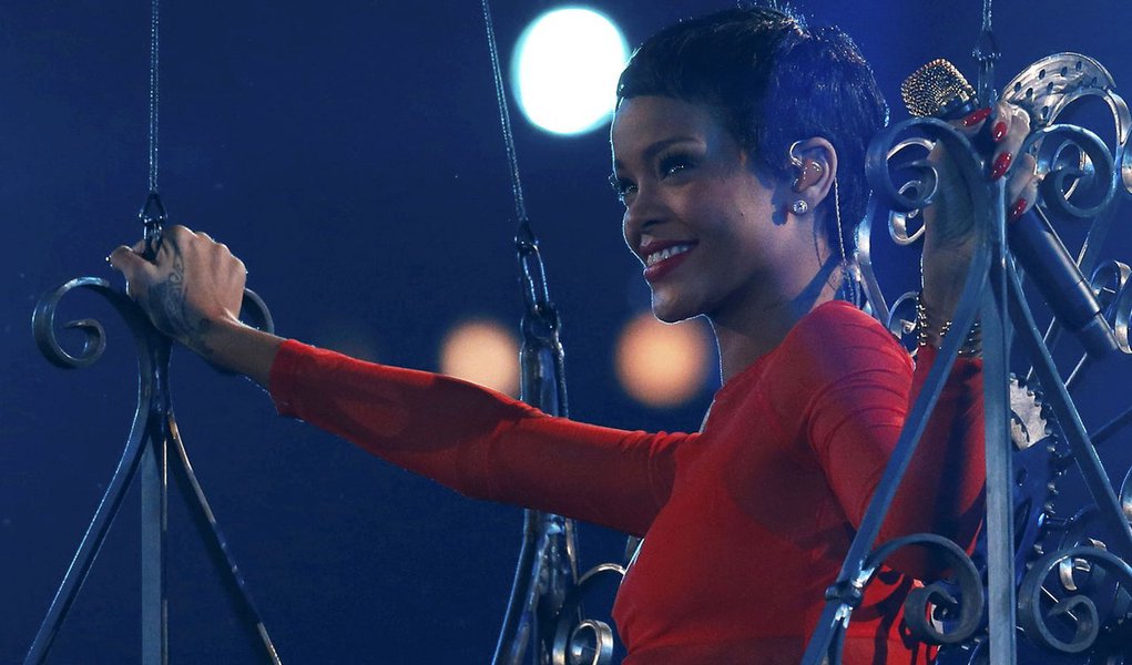 Rihanna lidera indicações para o MTV EMA | Brasil 247