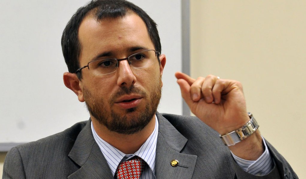 Governo nomeia novo presidente do Cade | Brasil 247