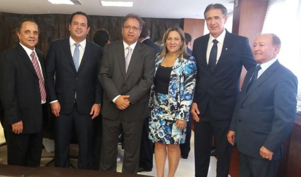 Novo presidente do Basa toma posse com forte prestígio do Tocantins ...