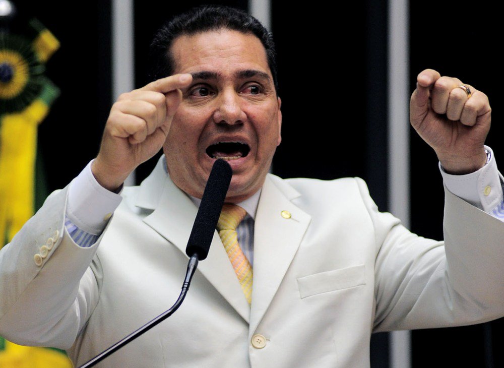 Mendonça perde processo contra Rogério, mas ataca Amorim | Brasil 247