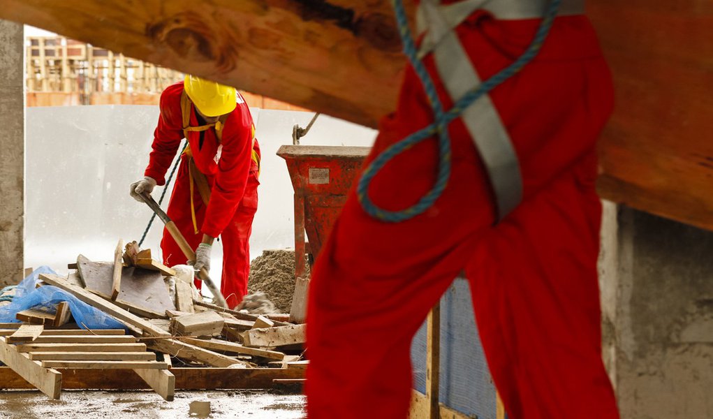 FGTS liberado para compra de material de construção | Brasil 247