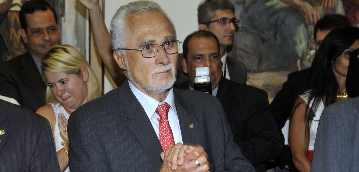 José Genoino defende mobilização popular por um sistema tributário ...