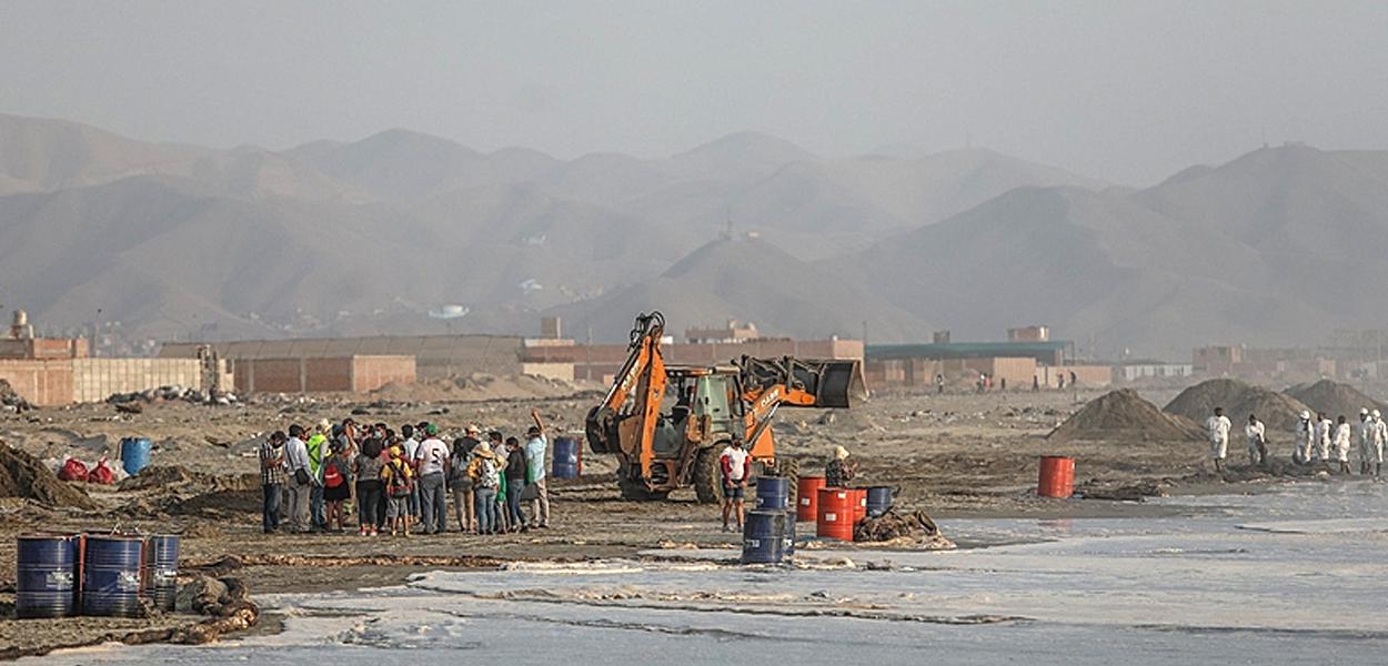 Justiça impede saída de diretores da Repsol do Peru após derrame de 6 ...