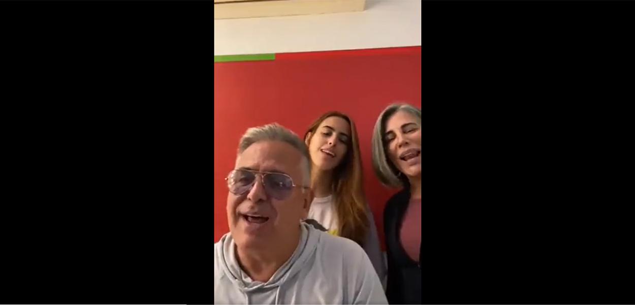 Glória Pires e família abrem o voto e cantam “Lula, lá” nas redes ...
