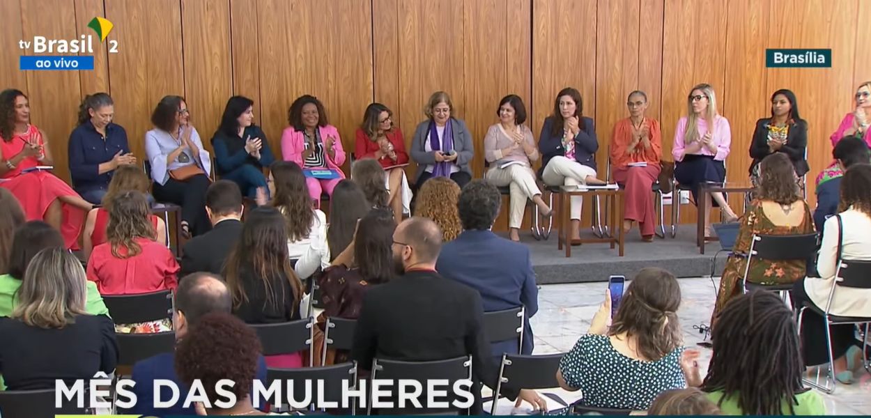 No Planalto, Janja e ministras abrem Mês Internacional das Mulheres ... No Planalto, Janja e ministras abrem Mês Internacional das Mulheres ...