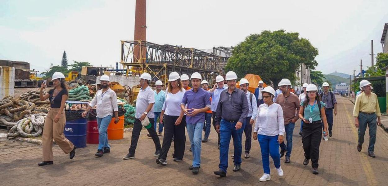Frente Parlamentar visita estaleiros Renave e Mauá no Rio de Janeiro ...