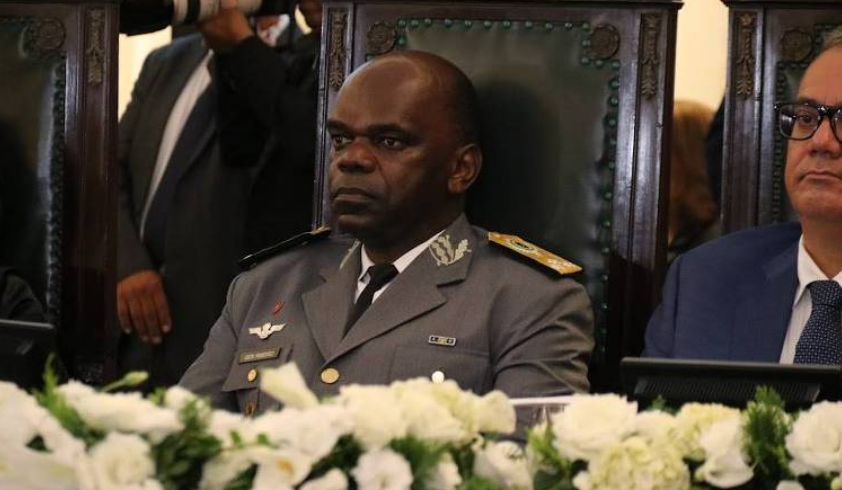 Meet André Ribeiro, the general who is making history in the Army as ...