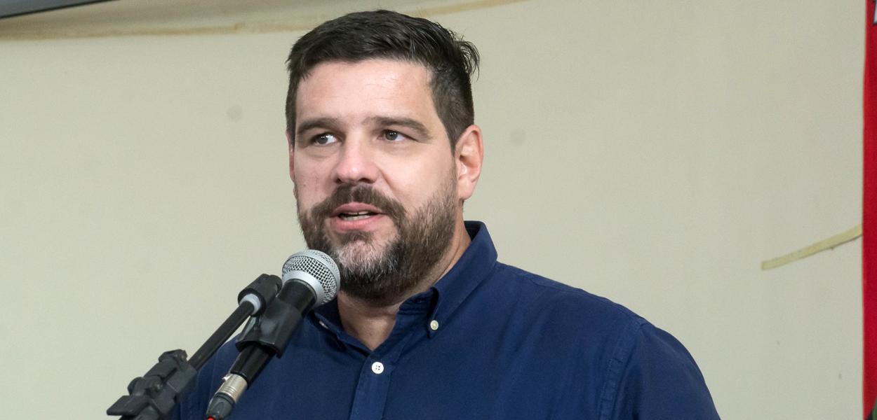 “Ataque à Venezuela só visa petróleo e minérios”, diz Marcelo Uchôa ...