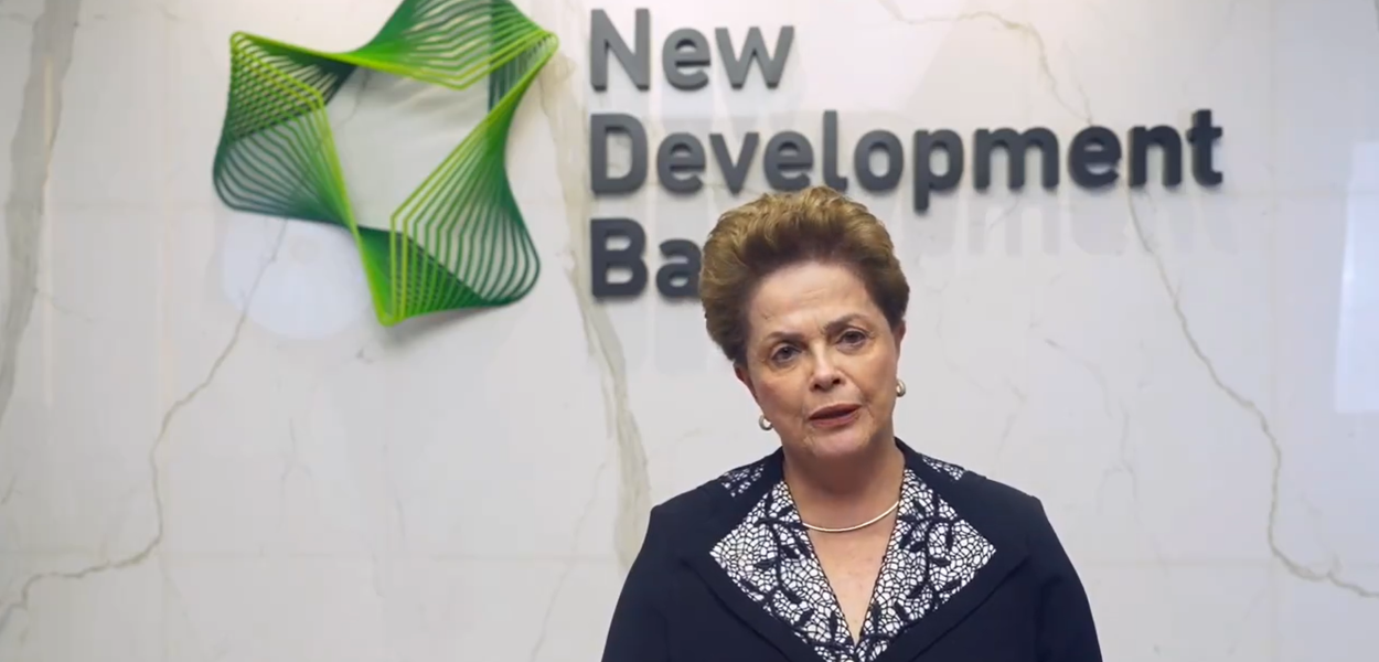 Dilma Rousseff completa 77 anos em meio a uma trajetória marcada pela ...
