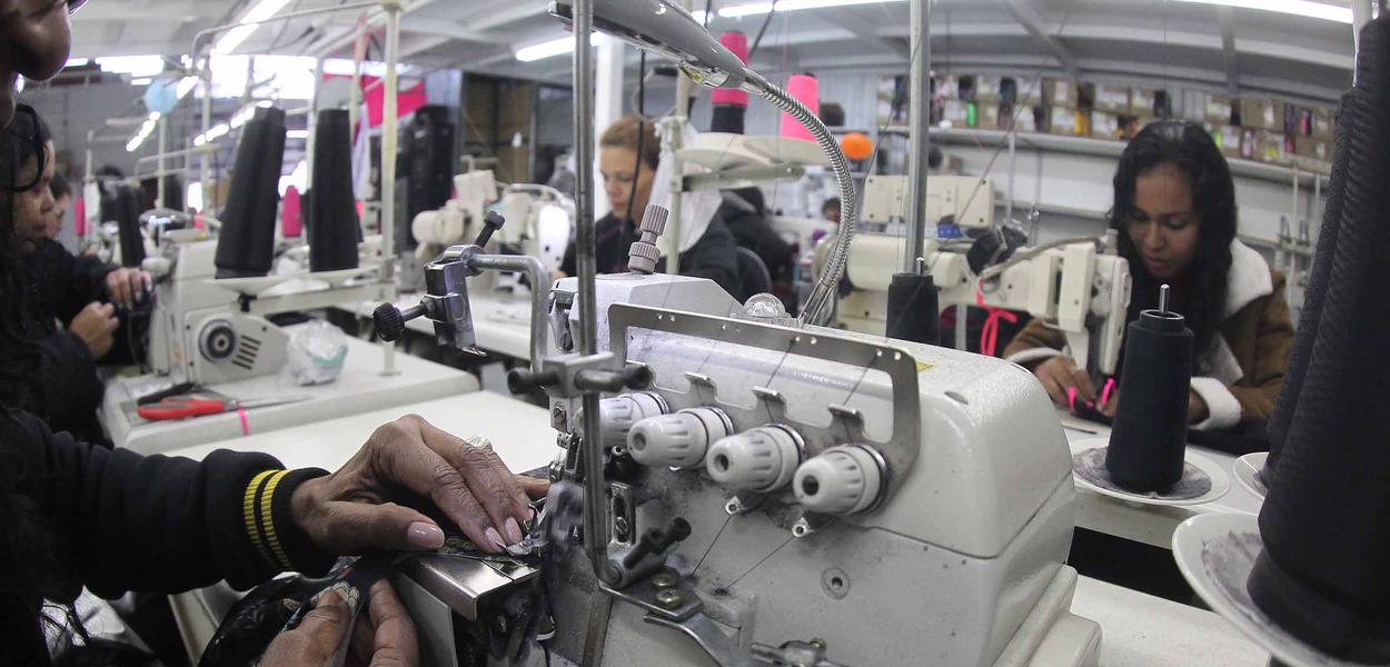 Tarifaço dos EUA ameaça máquinas, têxteis e pescados | Brasil 247