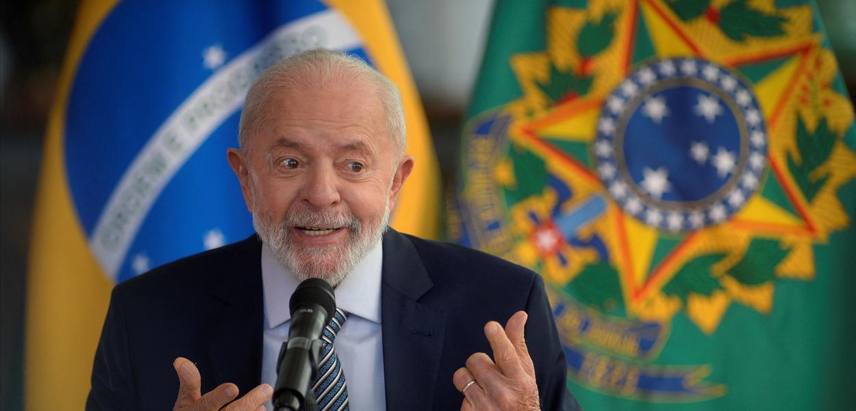 Lula reage ao avanço da extrema direita e cobra ministros por políticas ... Lula reage ao avanço da extrema direita e cobra ministros por políticas ...