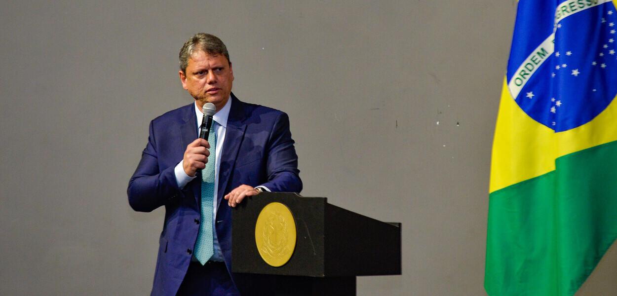 Tarcísio diz que não será candidato à presidência em 2026: "não tenho ...