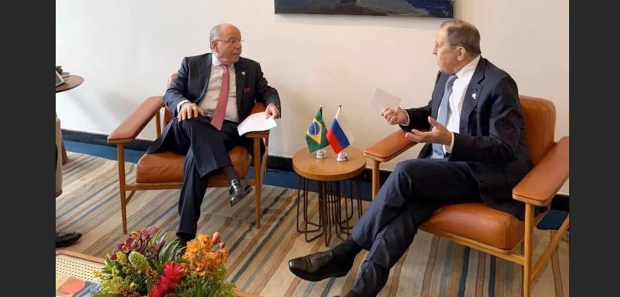 Mauro Vieira e Sergey Lavrov se reúnem à margem da Cúpula do BRICS no ...