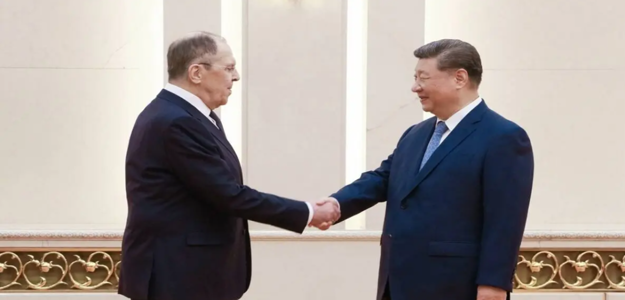 Xi Jinping recebe Sergey Lavrov em Pequim em reunião estratégica ...