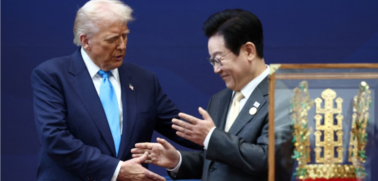 Em visita oficial, Trump discute comércio e defesa com presidente da ...