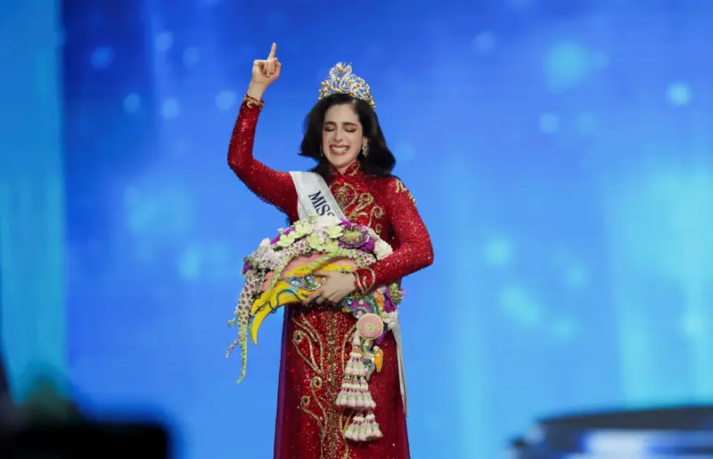 Vencedora do Miss Universo relata ameaças de morte e acusações de ...