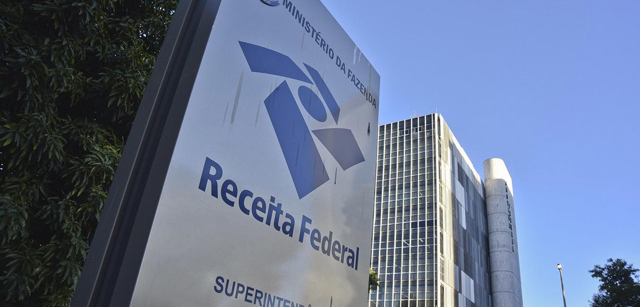 Receita combate esquema bilionário de bets ilegais | Brasil 247