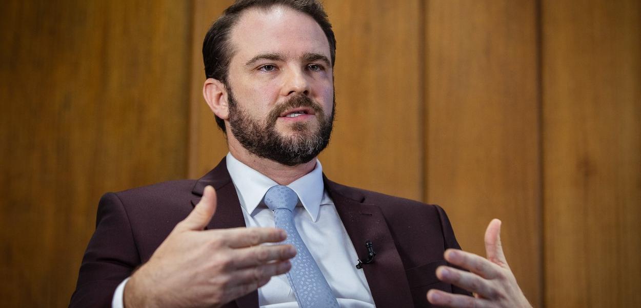 Governo avalia linha de crédito para trabalhadores informais, diz Dario ...