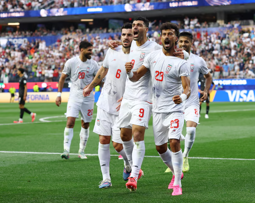 EUA revisam restrição e liberam viagem antecipada do Irã na Copa ...